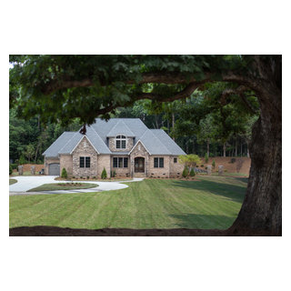 Arbor Oaks - Traditional - Exterior - Charlotte - by E S Johnson ...