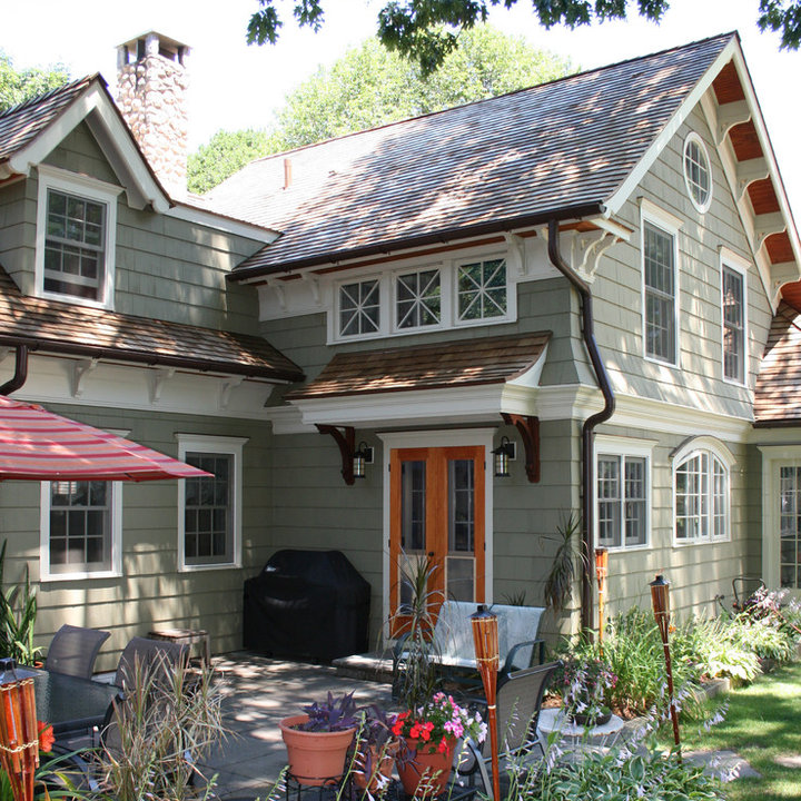 Craftsman Style Exterior Overhangs - Photos & Ideas | Houzz