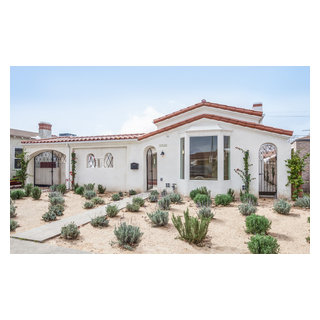 Beautiful transitional Los Angeles Remodel - Transitional - Exterior ...