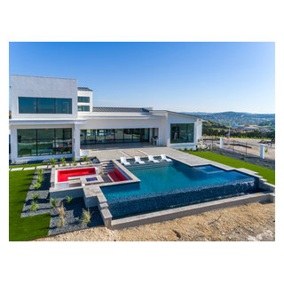 BECKER HOUSE - Modern - Exterior - Austin - by OSCAR E. FLORES DESIGN ...