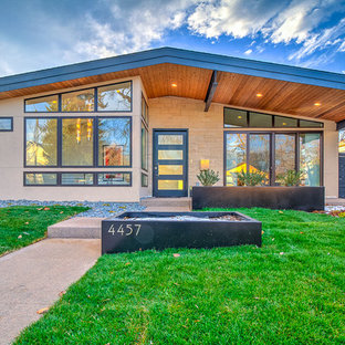75 Beautiful Midcentury Exterior with a Gable Roof Ideas & Designs ...