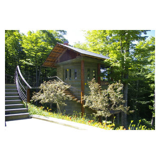 Black Treehouse - Rustic - Exterior - Burlington - by Arrodesign ...