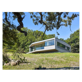 Box on the Rock - Modern - Exterior - San Francisco - by Schwartz and ...