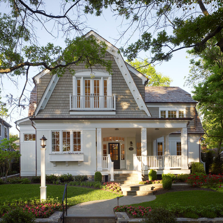 75 Häuser mit Mansardendach Ideen & Bilder - September 2025 | Houzz DE