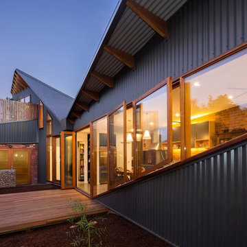 Deep Brunswick Siding - Photos & Ideas | Houzz