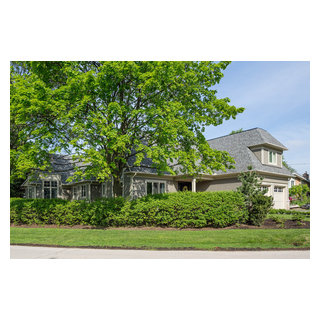 Bungaloft Living - Traditional - Exterior - Toronto - by David Small ...