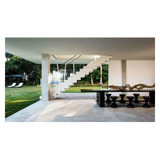 CASA BAHIA - ALEJANDRO LANDES Spanish Shell Reef Tile - Moderno ...