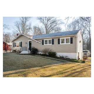 CertainTeed Monogram Vinyl Siding - Ridgefield, CT - Classique - Façade ...