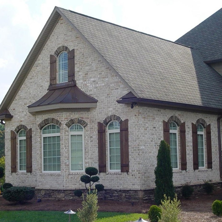 Oversize Tumbled Brick - Photos & Ideas | Houzz