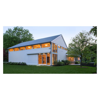 Chestnut Hill - Transitional - House Exterior - Boston - by MATHISON ...