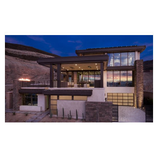 Clopay Avante Collection - Modern - Exterior - Las Vegas - by Clopay ...
