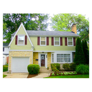 Colonial Style Home Wilmette, IL in James Hardie Siding & Trim ...