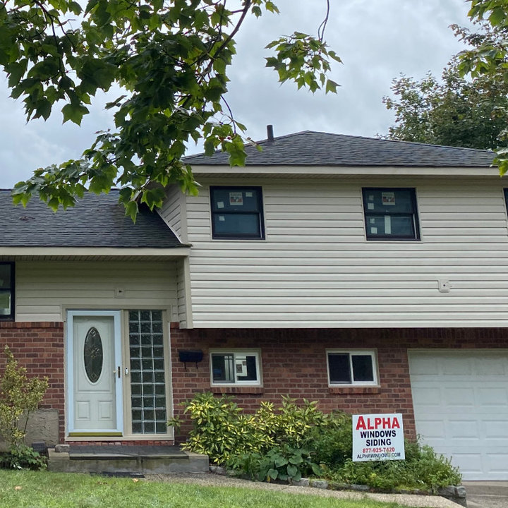 Almond Siding - Photos & Ideas | Houzz