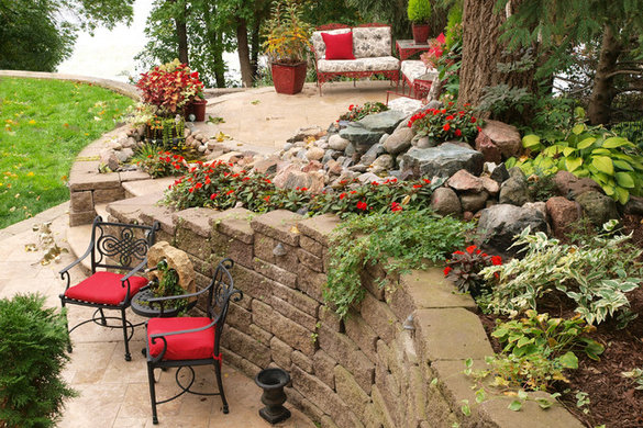 ALLAN BLOCK RETAINING WALL AND PATIO WALL SYSTEMS - Project Photos ...