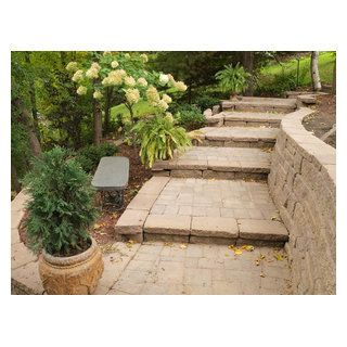 Concrete Block Raised Patio with Allan Block Retaining Walls ...