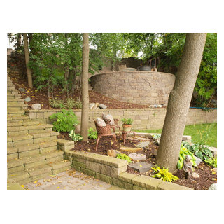 Concrete Block Raised Patio with Allan Block Retaining Walls ...