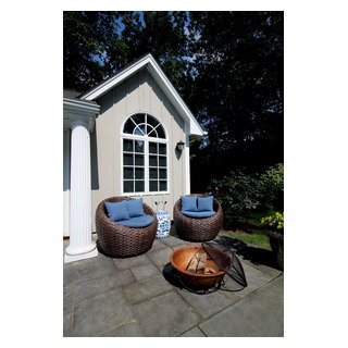 Contemporary Poolside Garden Spaces - Contemporary - Exterior - New ...