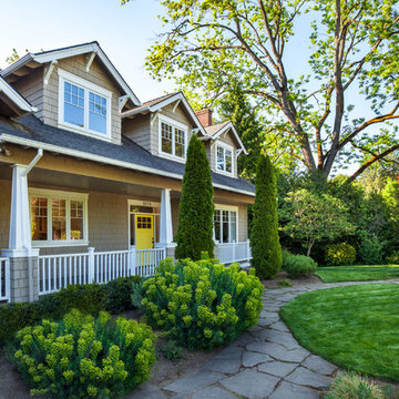 75 Transitional Exterior Home Ideas You'll Love - September, 2025 | Houzz