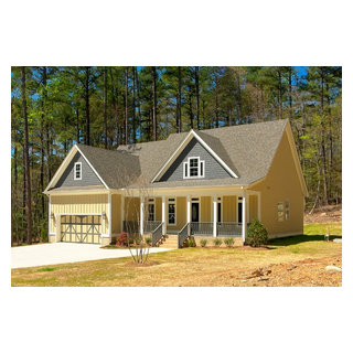 Country craftsman exterior - Traditional - Exterior - Raleigh - by ...