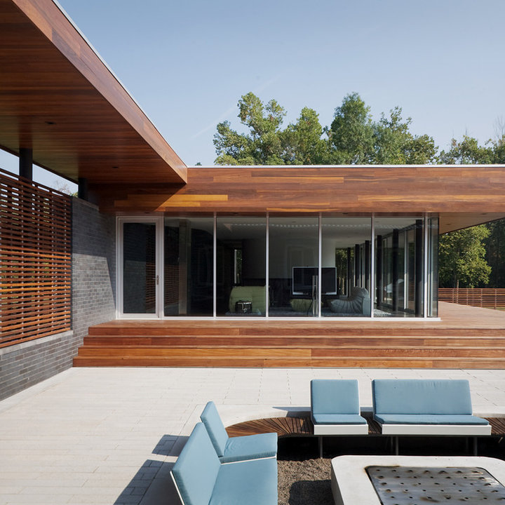 75 Beautiful U Shaped House Courtyard Home Design Ideas & Designs ...