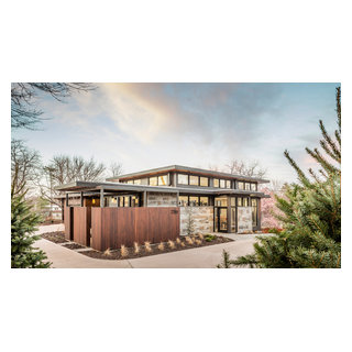 Custom Contemporary Home - Contemporary - Exterior - Kansas City - by Hurst Construction, Inc ...