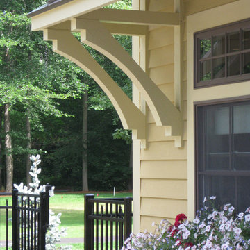 Decorative Exterior Eave Brackets - Photos & Ideas | Houzz