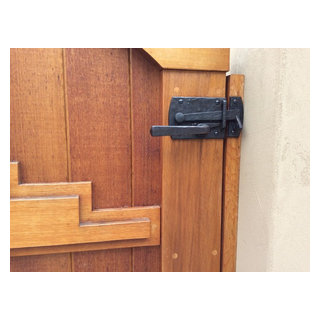 Dark Bronze Contemporary Lever Latch with Square Handle - Southwestern ...