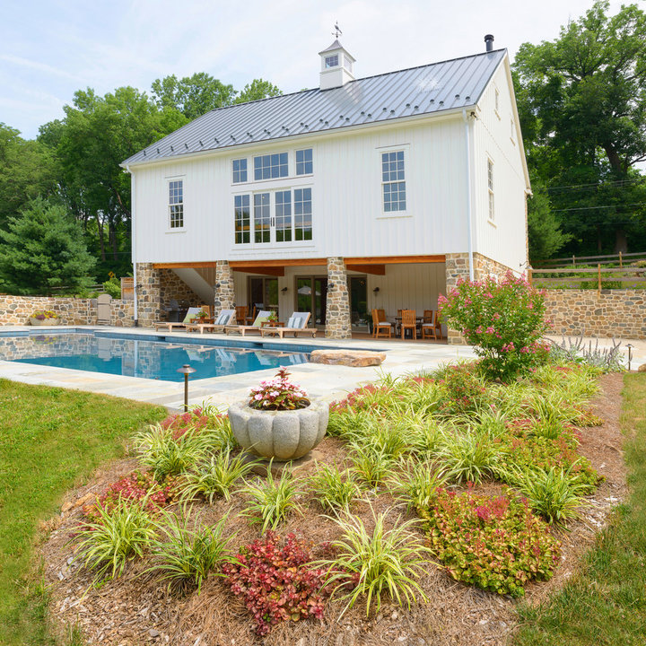Party Barn - Photos & Ideas | Houzz