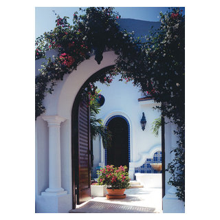 Design features of recently completed homes - Traditional - House ...