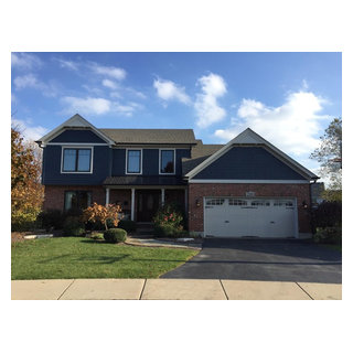 Dive into Deep Ocean blue siding by James Hardie! - Traditional ...