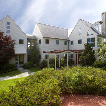 Pergola Entrance - Photos & Ideas | Houzz