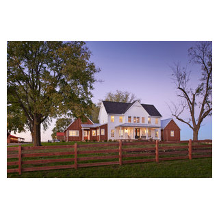 Double Yoke Farmhouse - Country - House Exterior - Kansas City - by ...