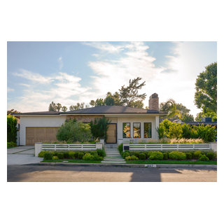 Stunning Encino Modern Ranch Style Home Transformation - Farmhouse ...