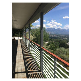 Exterior Horizontal with Cherry Top Rail - Contemporary - Exterior ...