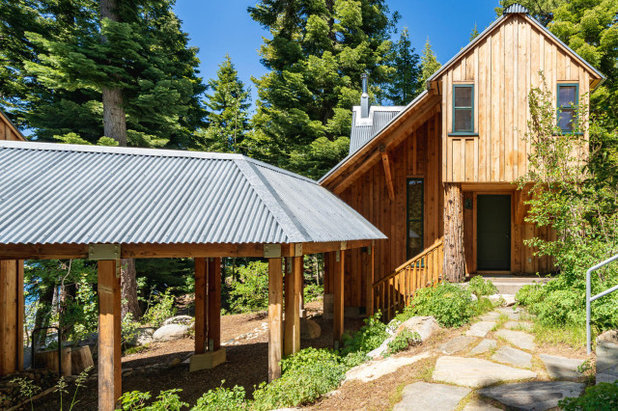 8 Laid-Back Lakeside Cabins, Cottages and Retreats