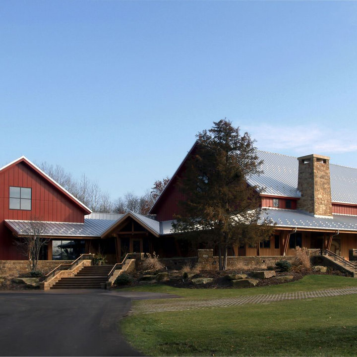 Recreation Barn - Photos & Ideas | Houzz