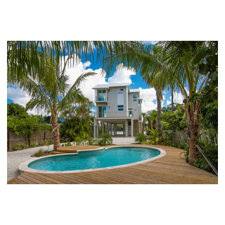 Fish Camp - Contemporary - Exterior - Tampa - by Josh Wynne ...