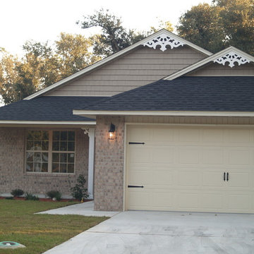 Pvc Gable Brackets - Photos & Ideas | Houzz