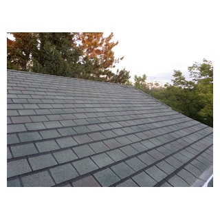 GAF SLATELINE SHINGLES - Country - House Exterior - Chicago - by My ...