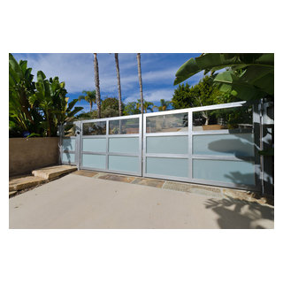 Glass Gates in Malibu - Contemporary - Exterior - Los Angeles - by ...