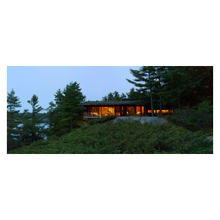 Go Home Bay Cabin - Rustic - Exterior - Toronto - by Ian MacDonald ...
