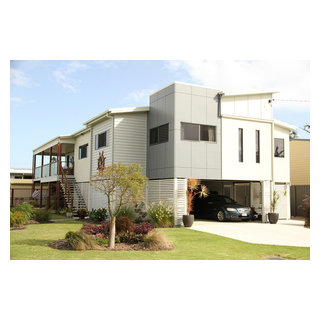 Godwin Beach - Beach Style - Exterior - Brisbane - by Building Buddy ...