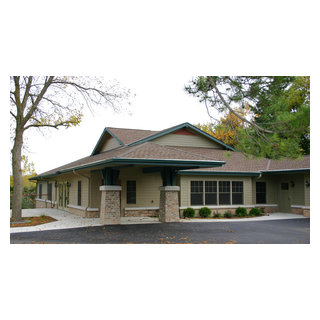 Good Hope Manor - Craftsman - Exterior - Milwaukee - by Wydeven ...