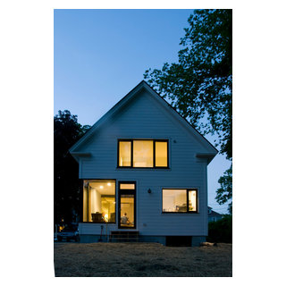 Greenfield House - Modern - Exterior - Boston - by Bluetime ...