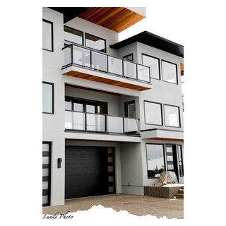 Greystone One - Modern 3 Storey w/ views of the Monashees ...
