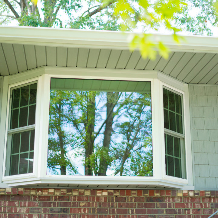 Bay Window Front - Photos & Ideas | Houzz