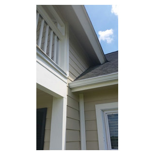 HardiePlank Lap Siding with Hardie Half Rounds SCALLOP Siding - Country ...