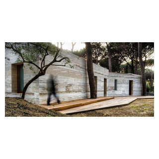 House in a Pinewood - Contemporary - Exterior - Florence - by ...