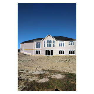 JAMES HARDIE SIDING & ROYAL VINYL SIDING - ASHTON, ON - Traditional ...