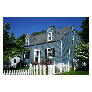 Kaycan Perfection Cedar Shakes: Cobalt Blue with Sunrise Verde Windows ...